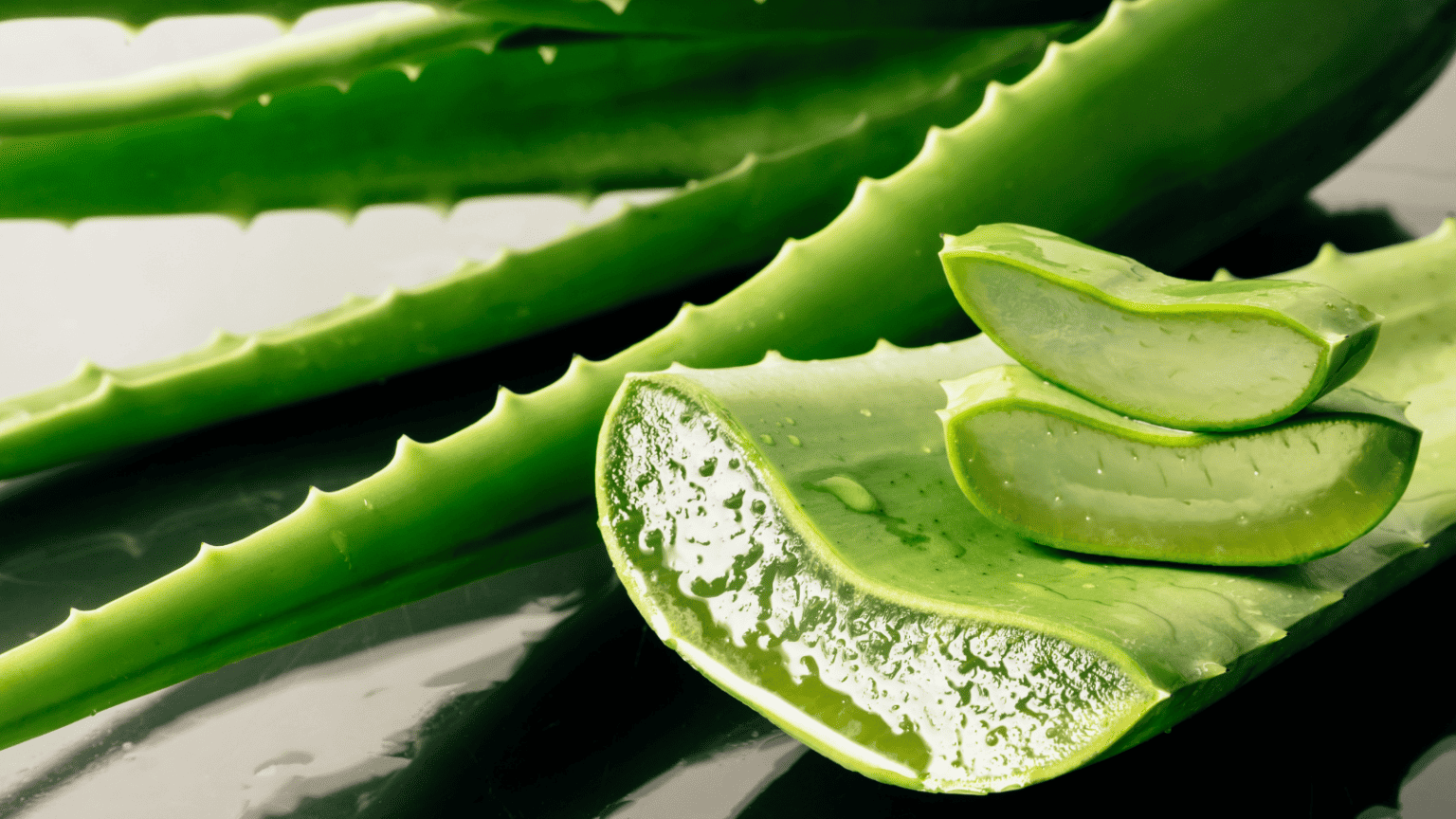 33 best Cooling Foods To Reduce Body Heat Naturally